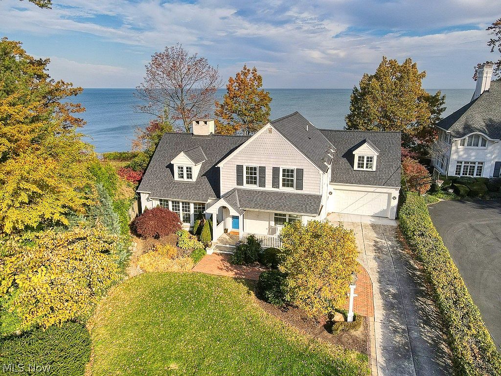 17642 Edgewater Dr, Lakewood, OH 44107 | Zillow