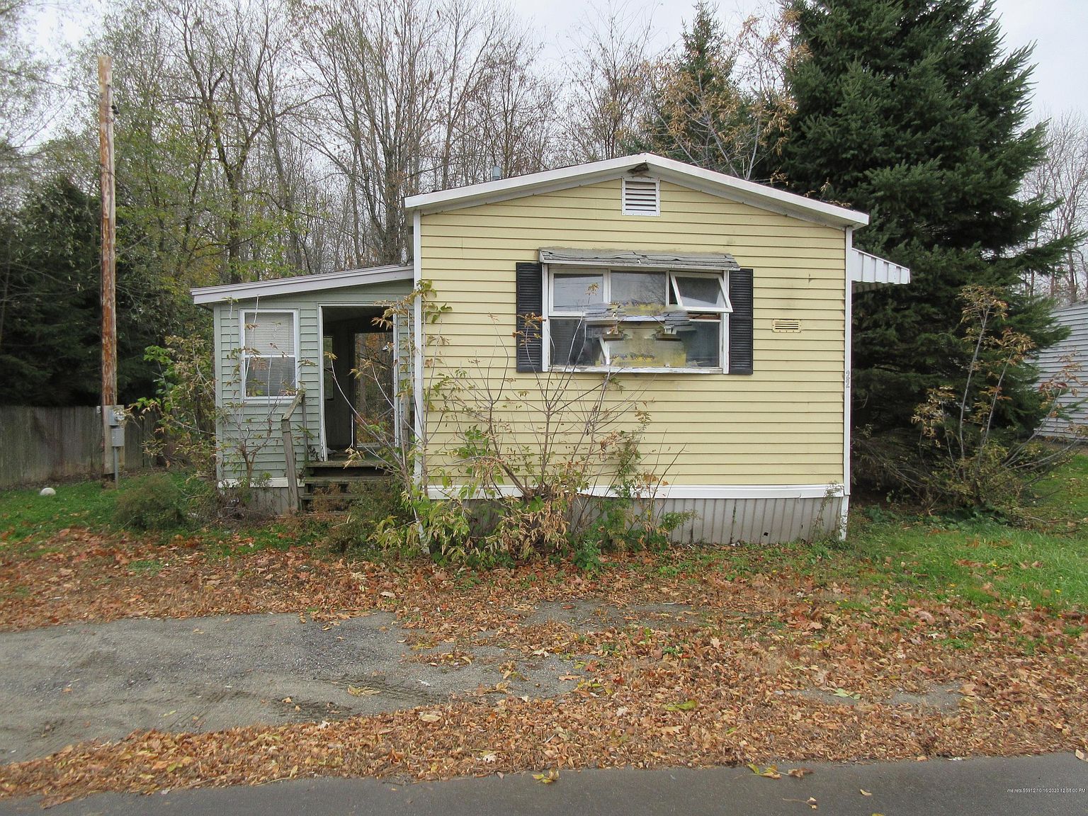 22 Spring St, Clinton, ME 04927 | Zillow
