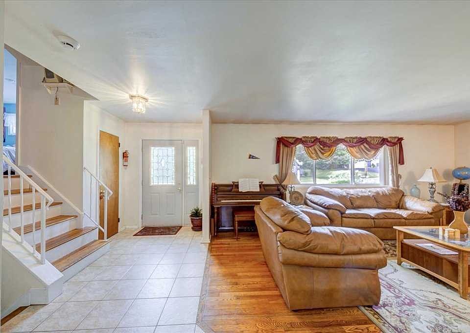 18 Miller Rd, Poughkeepsie, NY 12603 | Zillow