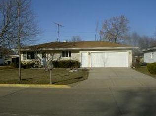 4 Tracy Ct, Appleton, WI 54915 | Zillow