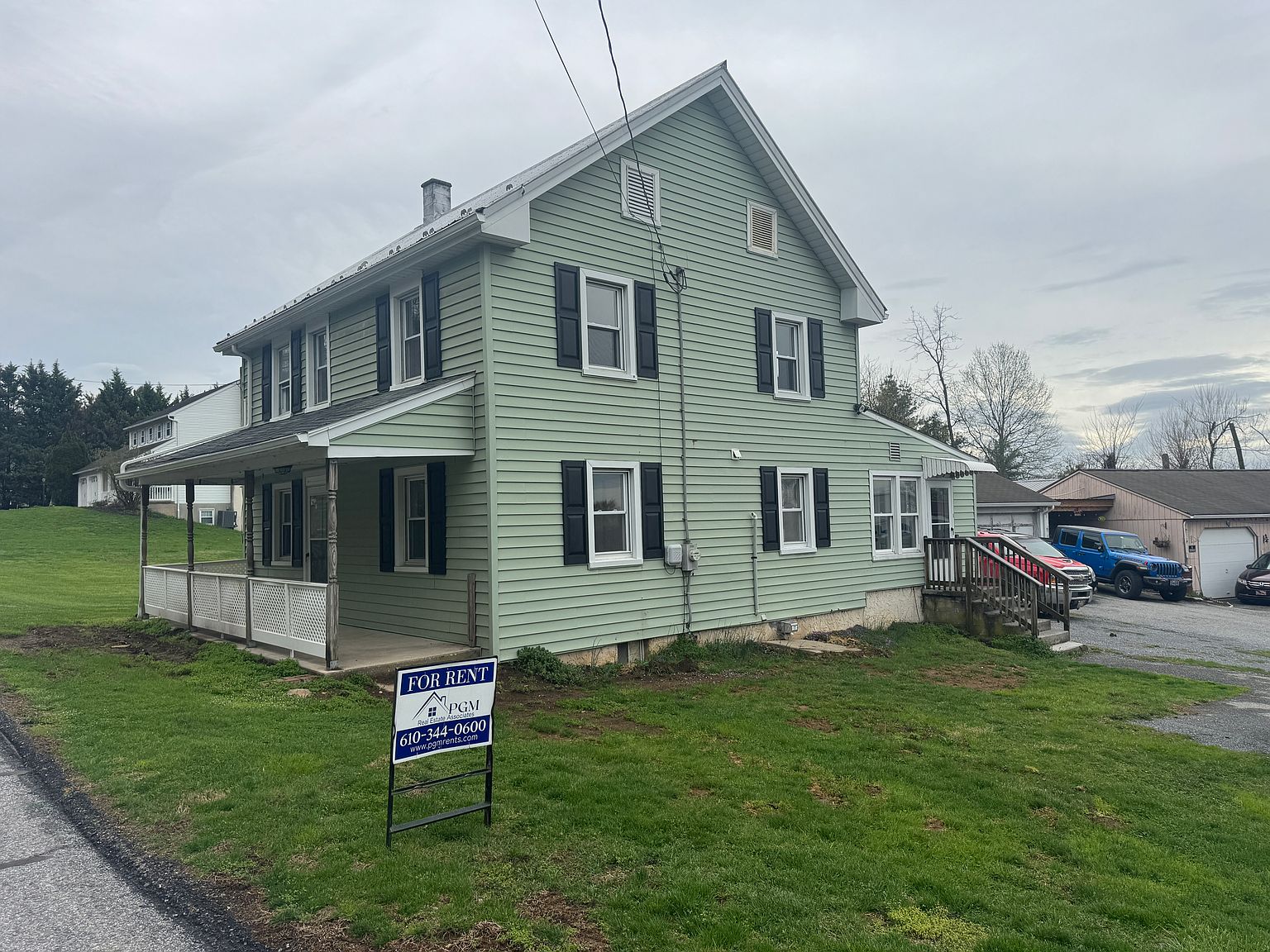 242 Summitville Rd, New Holland, PA 17557 | Zillow