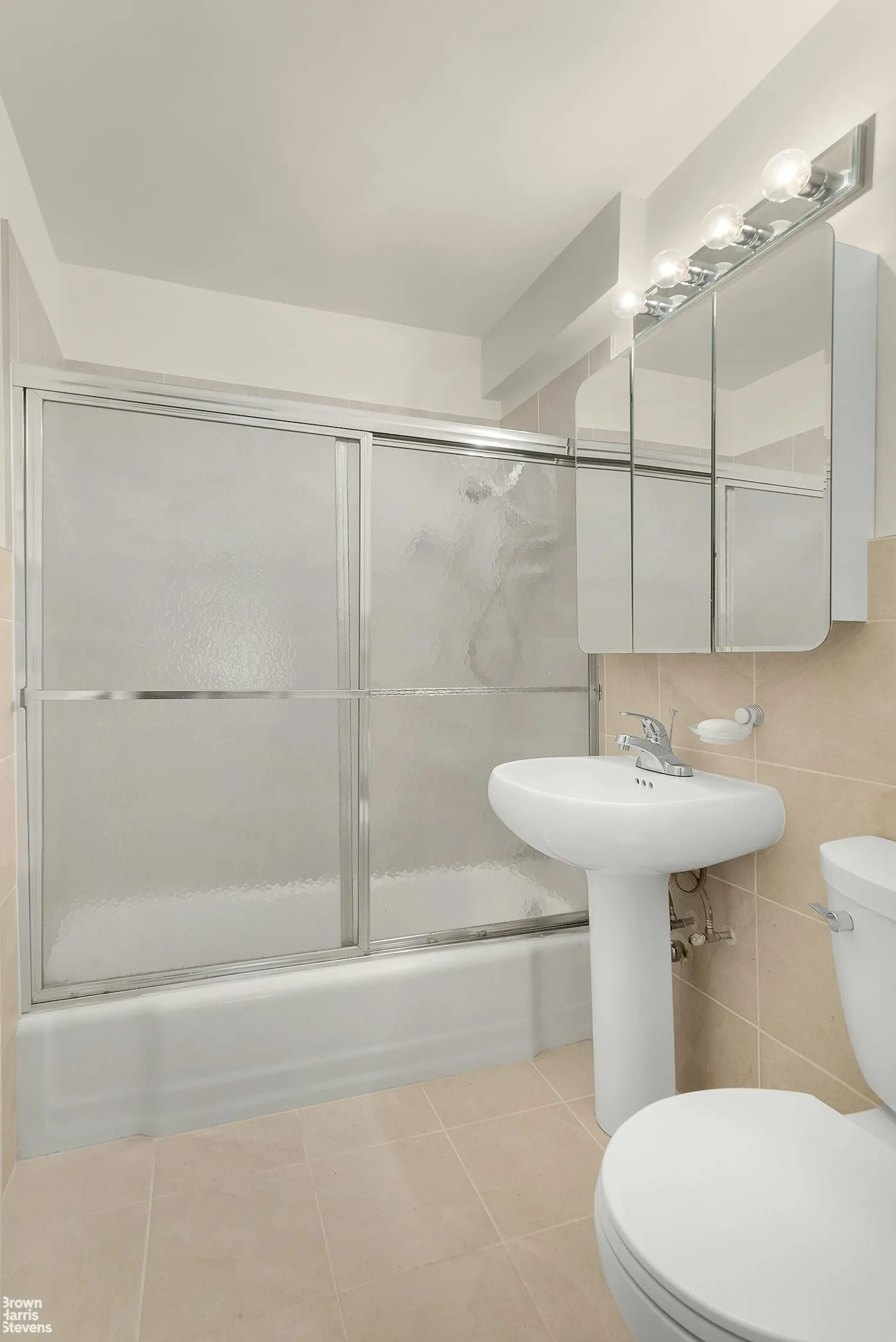 330 Third Avenue #2C in Kips Bay, Manhattan | StreetEasy