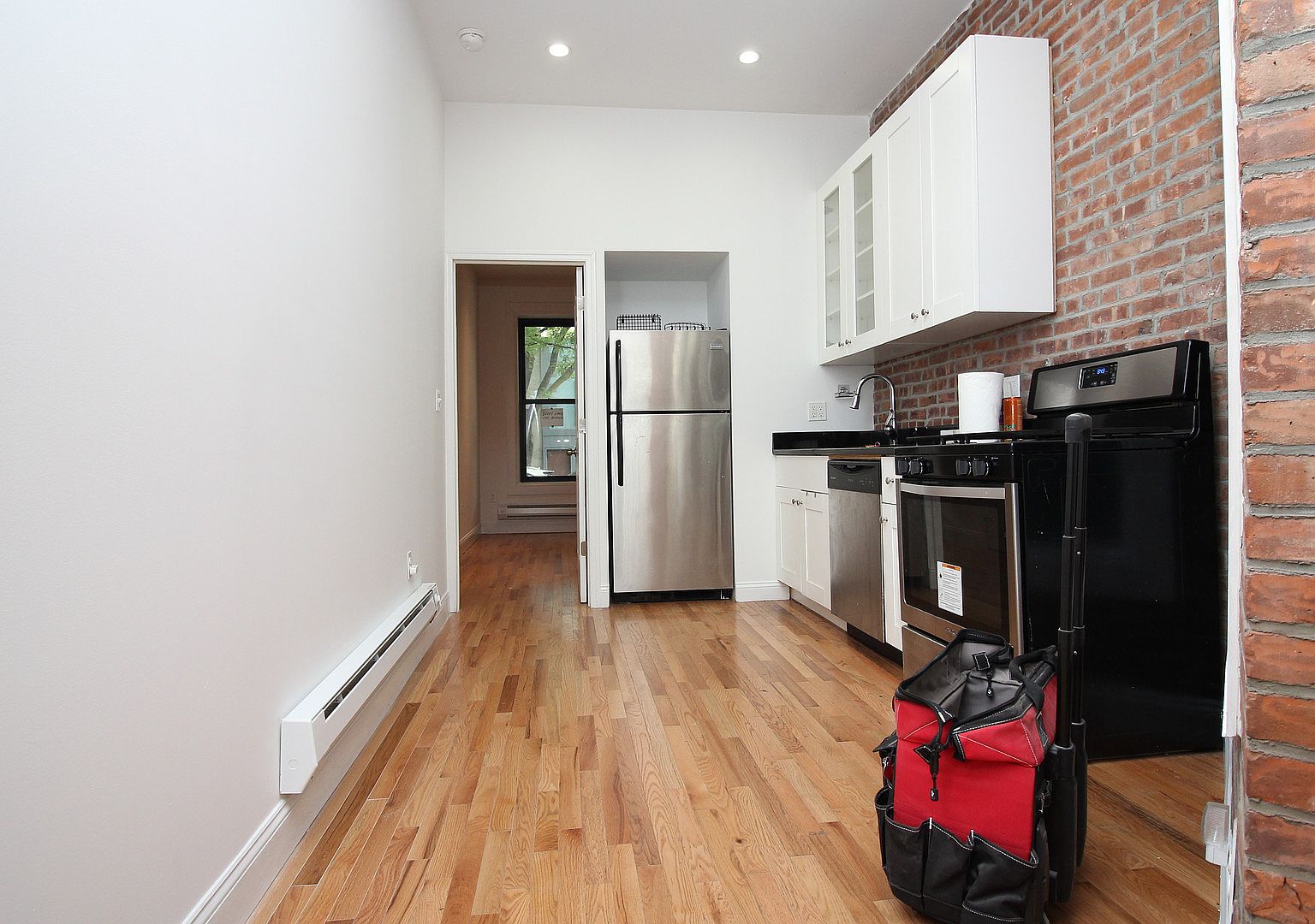 21 Adelphi St #1F, Brooklyn, NY 11205 | Zillow