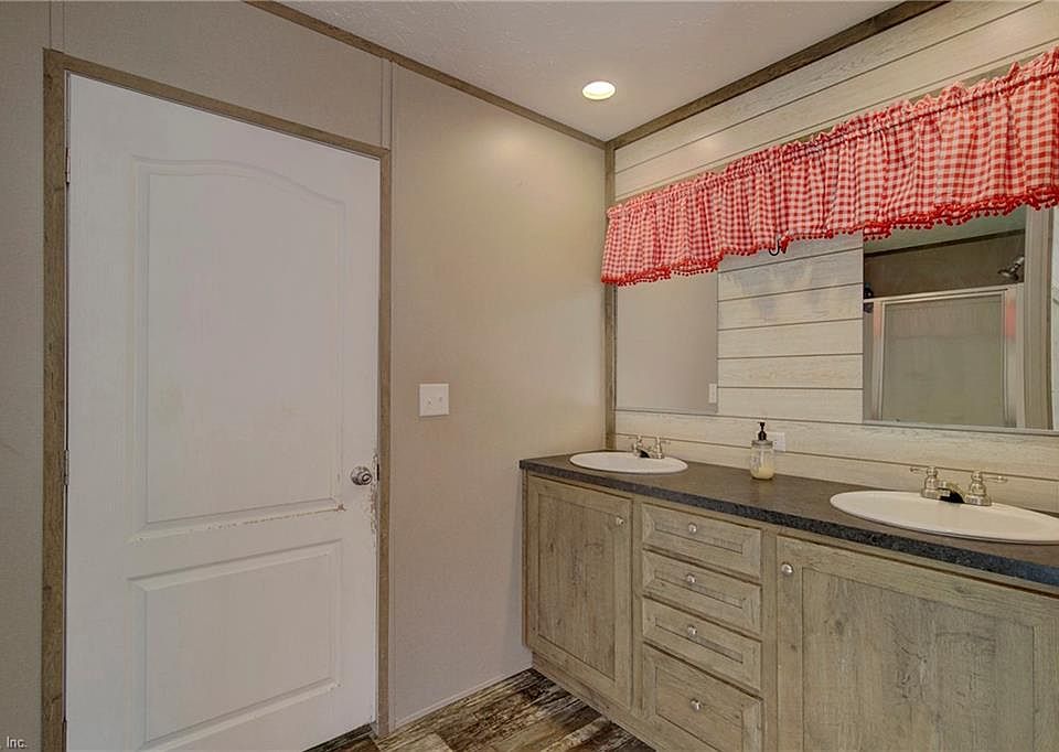 3029 Carsley Rd, Dendron, VA 23839 | Zillow