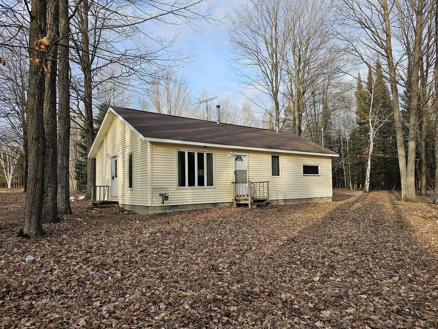 9437 Buzzel Rd, Onaway, MI 49765 | Zillow
