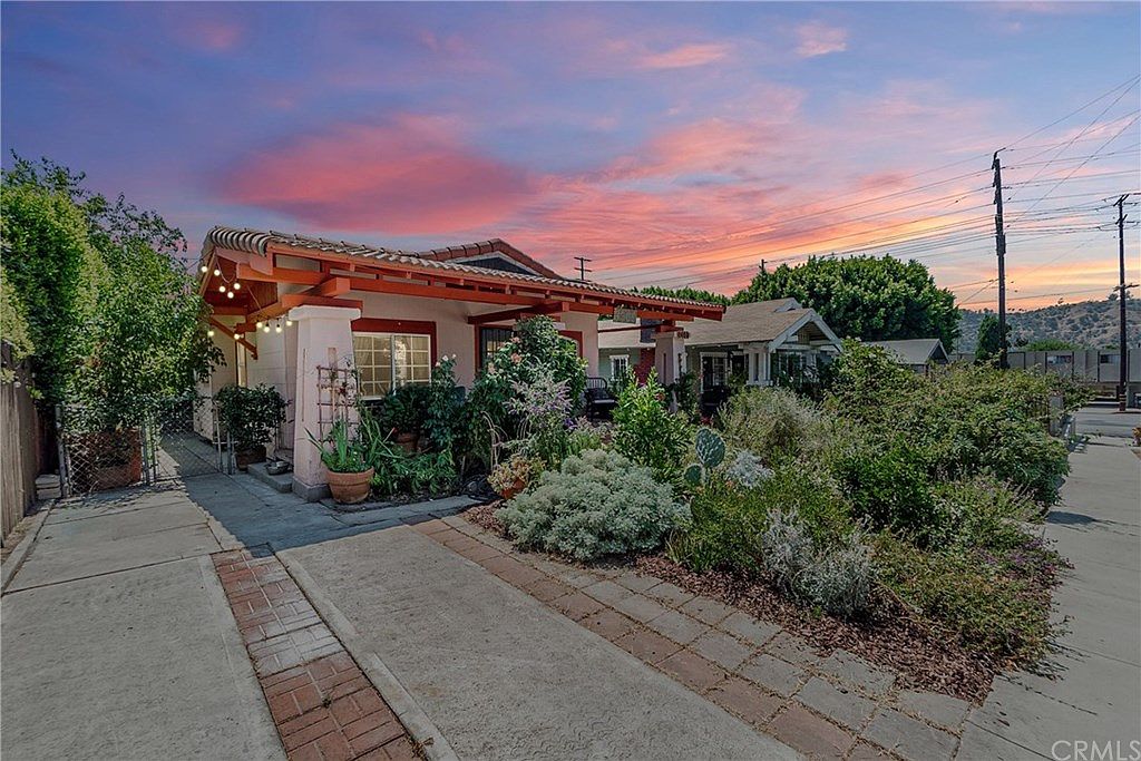 3308 Loosmore St, Los Angeles, CA 90065 | Zillow