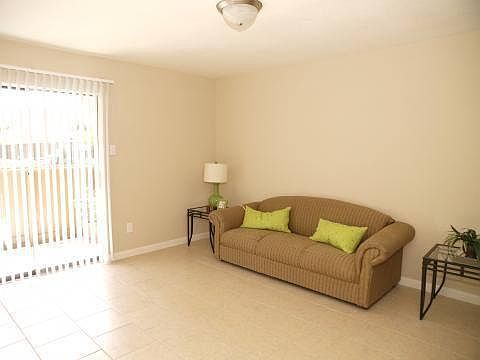 8000 Cook Rd #2E4A3D7B8, Houston, TX 77072 | Zillow