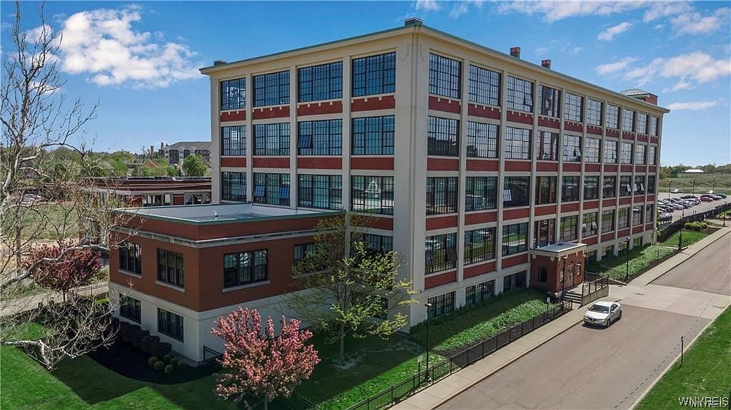 2917 Main St Unit 403, Buffalo, NY 14214 | Zillow