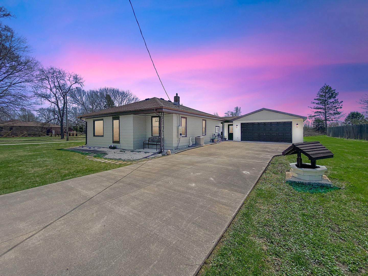 415 W Livingston Rd, Streator, IL 61364 | Zillow