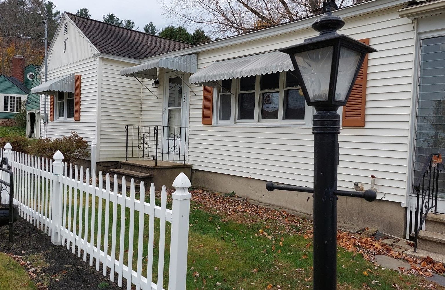 10 Riverside Drive, Dover, NH 03820 | Zillow