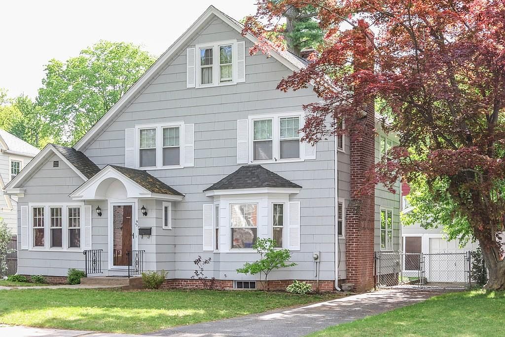 34 Rencelau St, Springfield, MA 01118 | Zillow