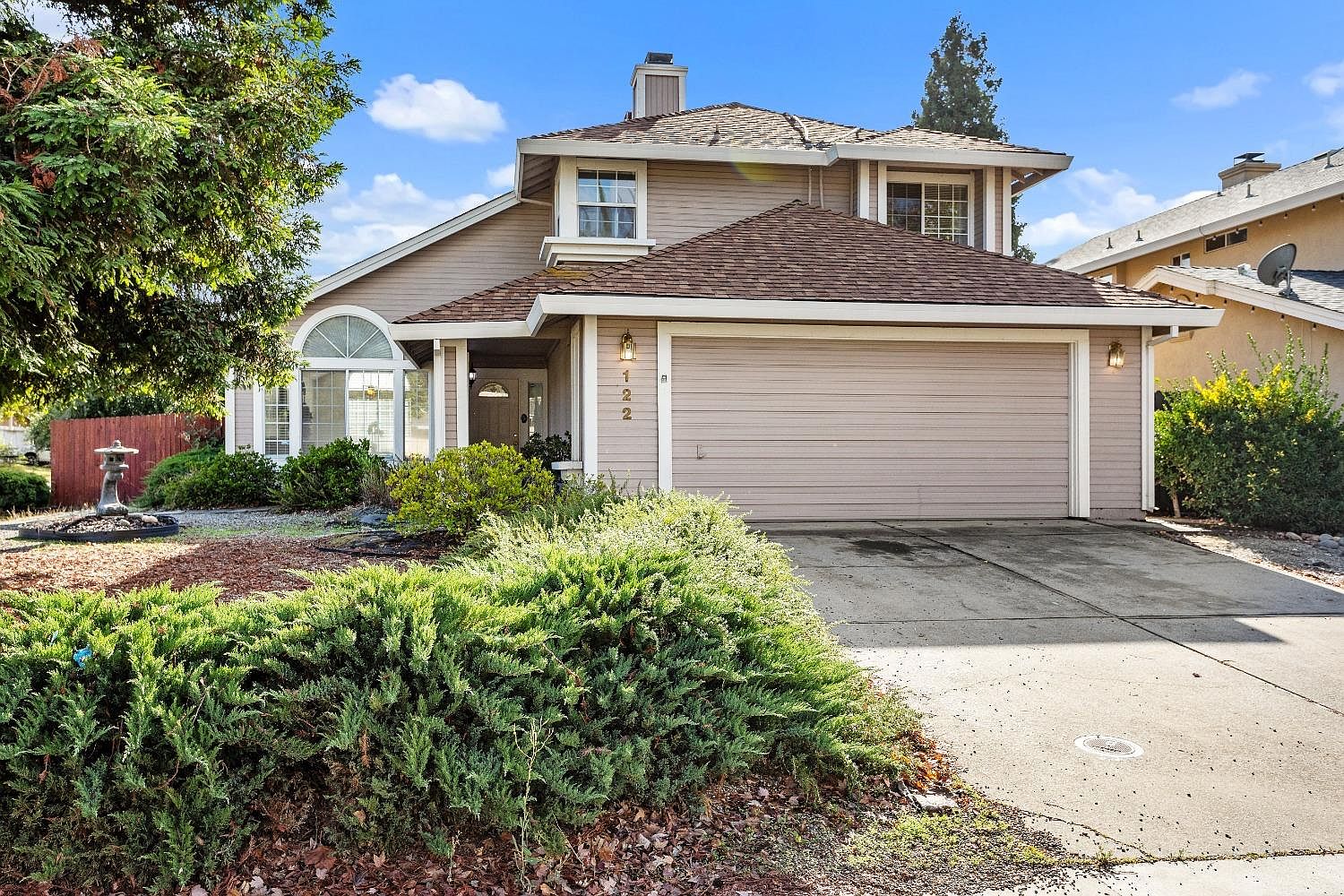 122 Copper Leaf Way, Sacramento, CA 95838 | MLS #223087342 | Zillow