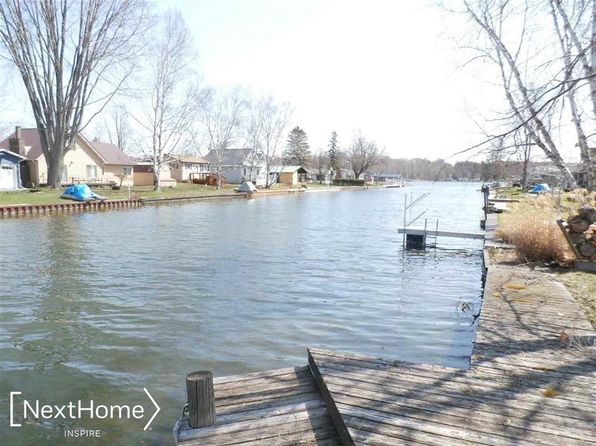 Waterfront - Lake MI Waterfront Homes For Sale - 11 Homes | Zillow