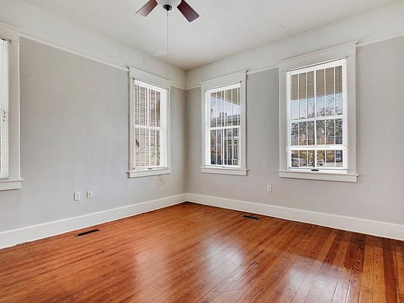 214 W Park Ave #A, Savannah, GA 31401 | Zillow