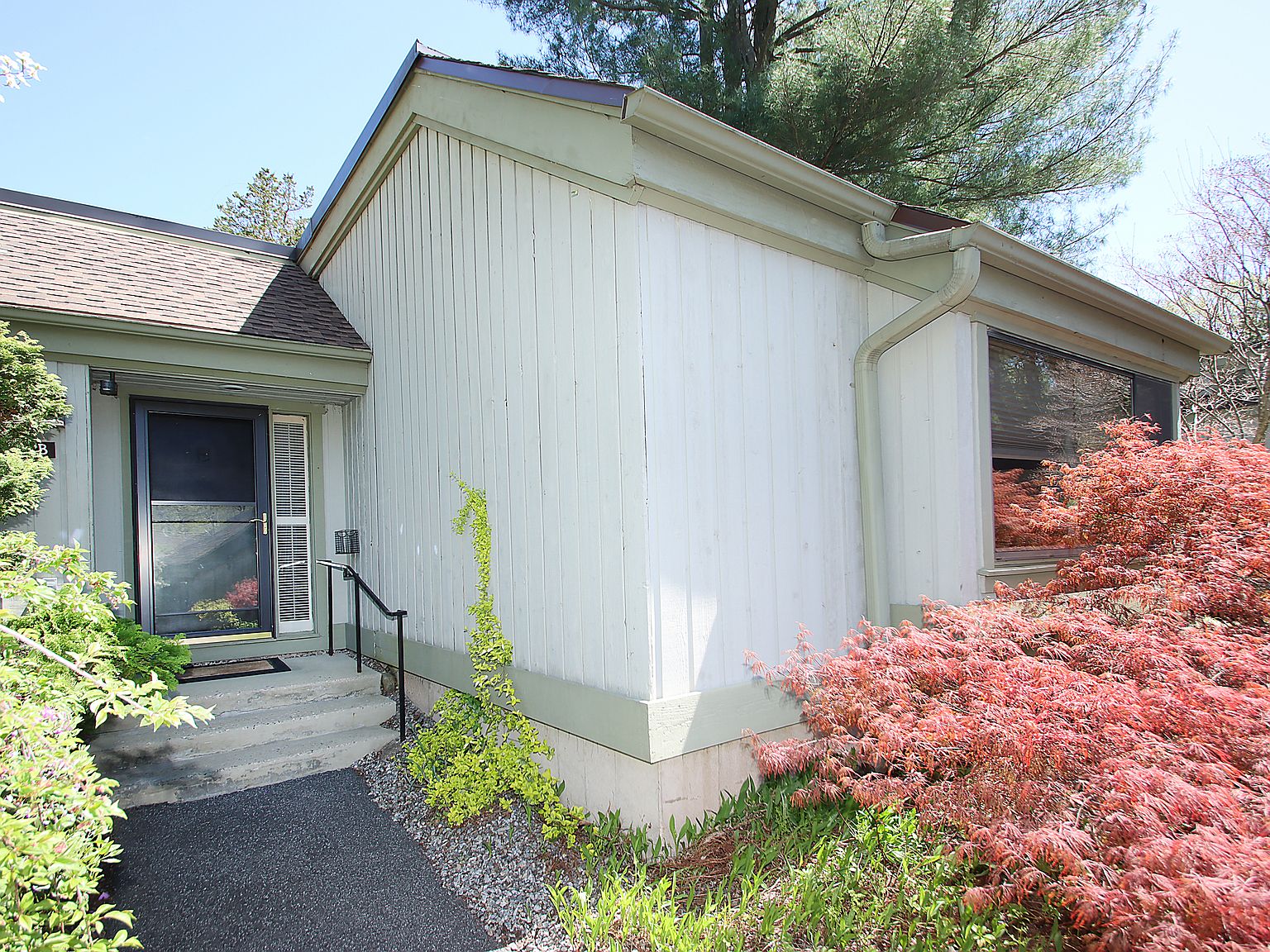 701 Woodvale Dr #B, Southbury, CT 06488 | Zillow
