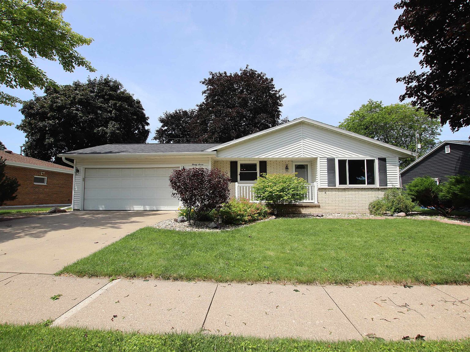27 N Linden Ln, Appleton, WI 54915 | Zillow