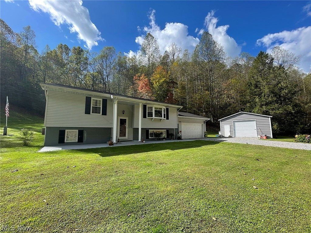 452 Sycamore Rd, Millstone, WV 25261 | Zillow