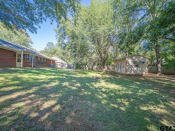 608 N Epperson, Hughes Springs, TX 75656 | Zillow