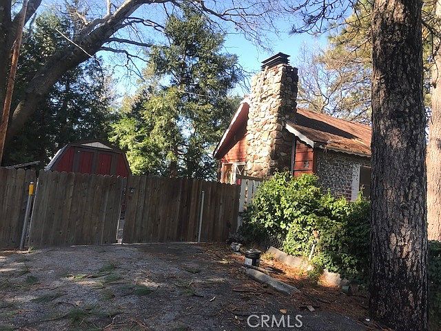 23304 Crest Forest Dr, Crestline, CA 92325 | Zillow