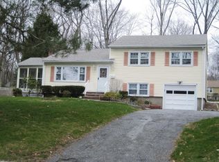 33 Moraine Rd, Morris Plains, NJ 07950 | Zillow