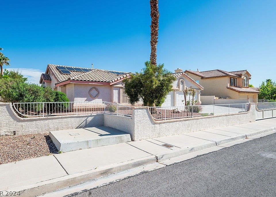 814 E Robindale Rd, Las Vegas, NV 89123 | Zillow