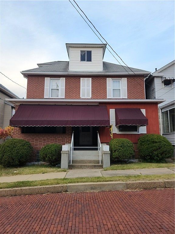 318 Sycamore St, Vandergrift, PA 15690 | Zillow