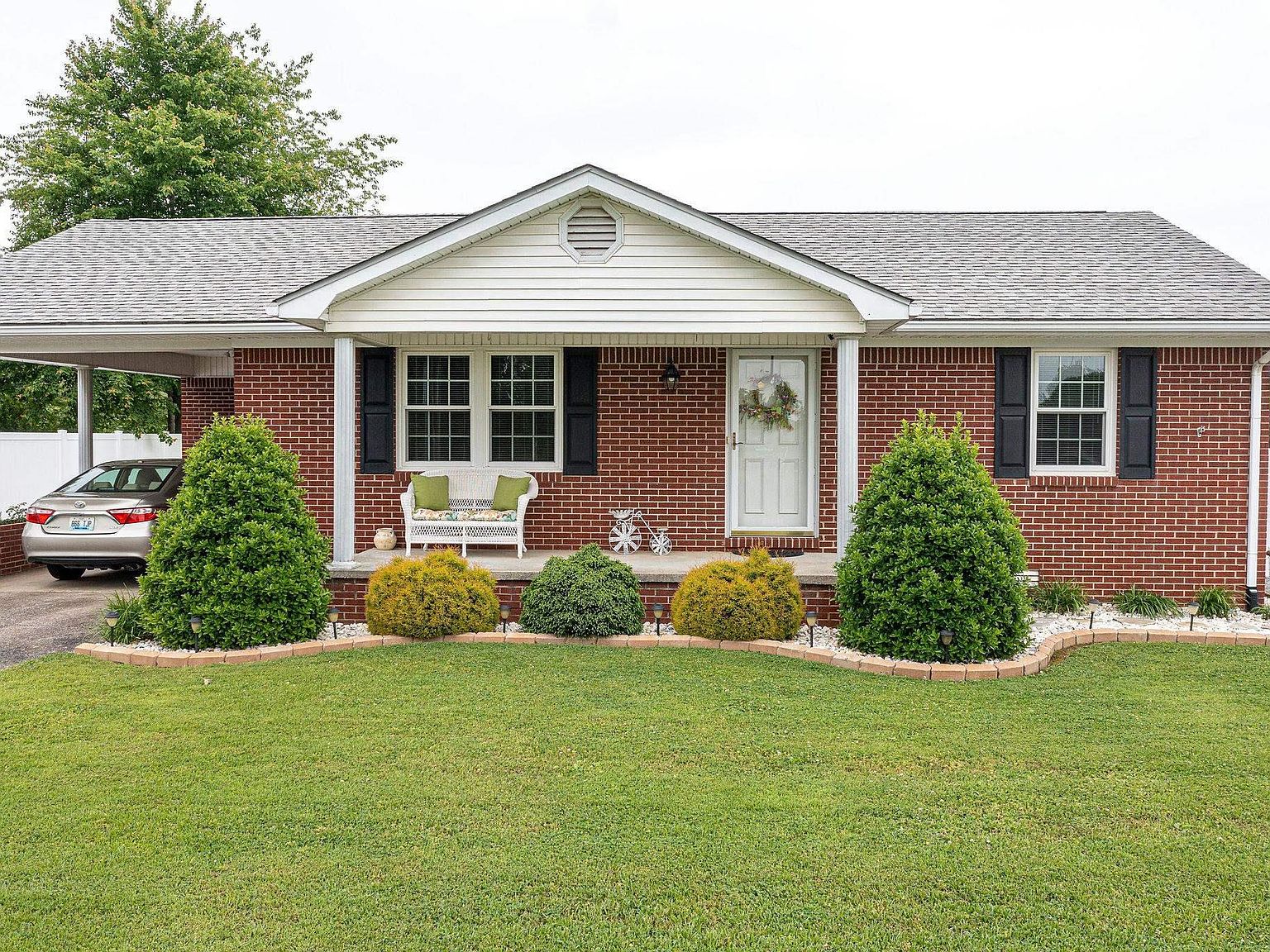 90 State Route 1820, Cunningham, KY 42035 | Zillow