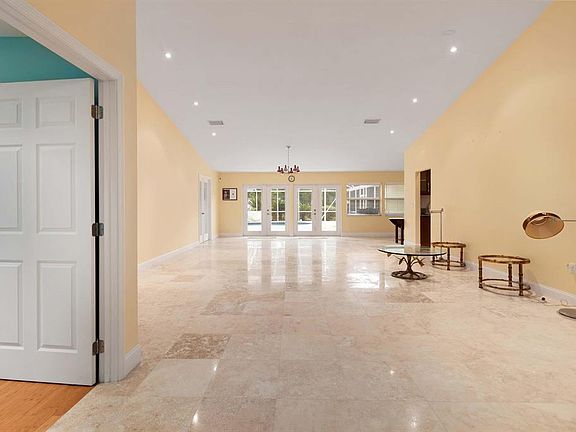 5170 NE 64th Ave, Silver Springs, FL 34488 | MLS #OM559407 | Zillow