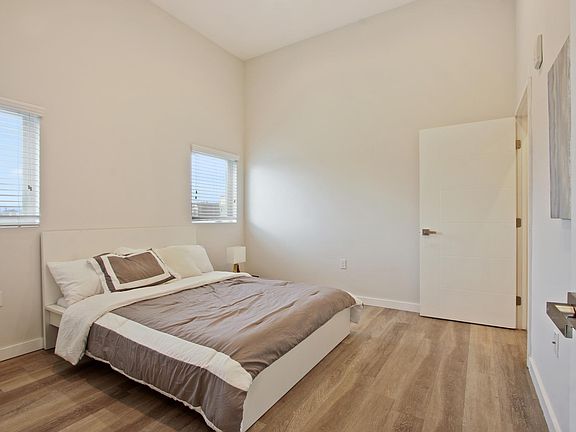 8532 Cashio St UNIT 201, Los Angeles, CA 90035 | Zillow