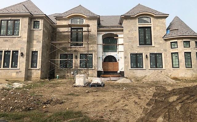 9476 Falling Waters Dr E, Burr Ridge, IL 60527 | Zillow