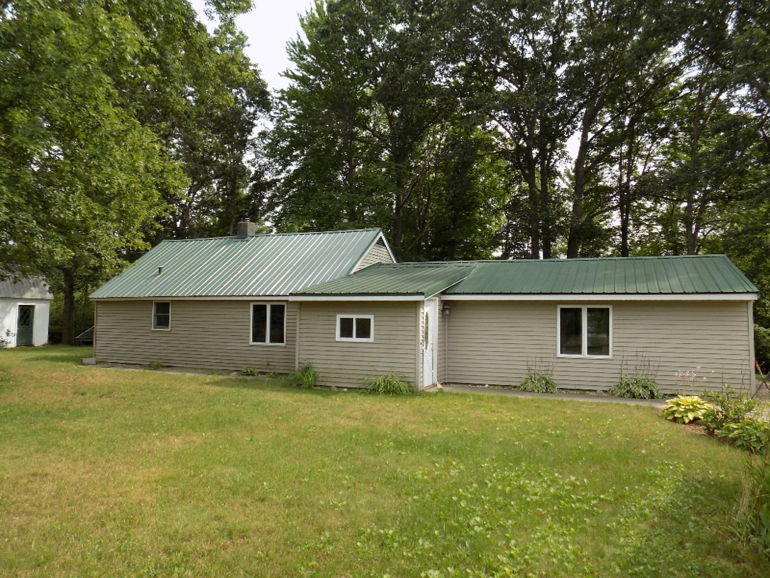 17345 E 2nd St, Wellston, MI 49689 | Zillow