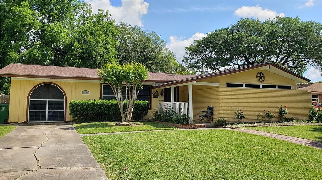 6526 Mobud Dr, Houston, TX 77074 | Zillow
