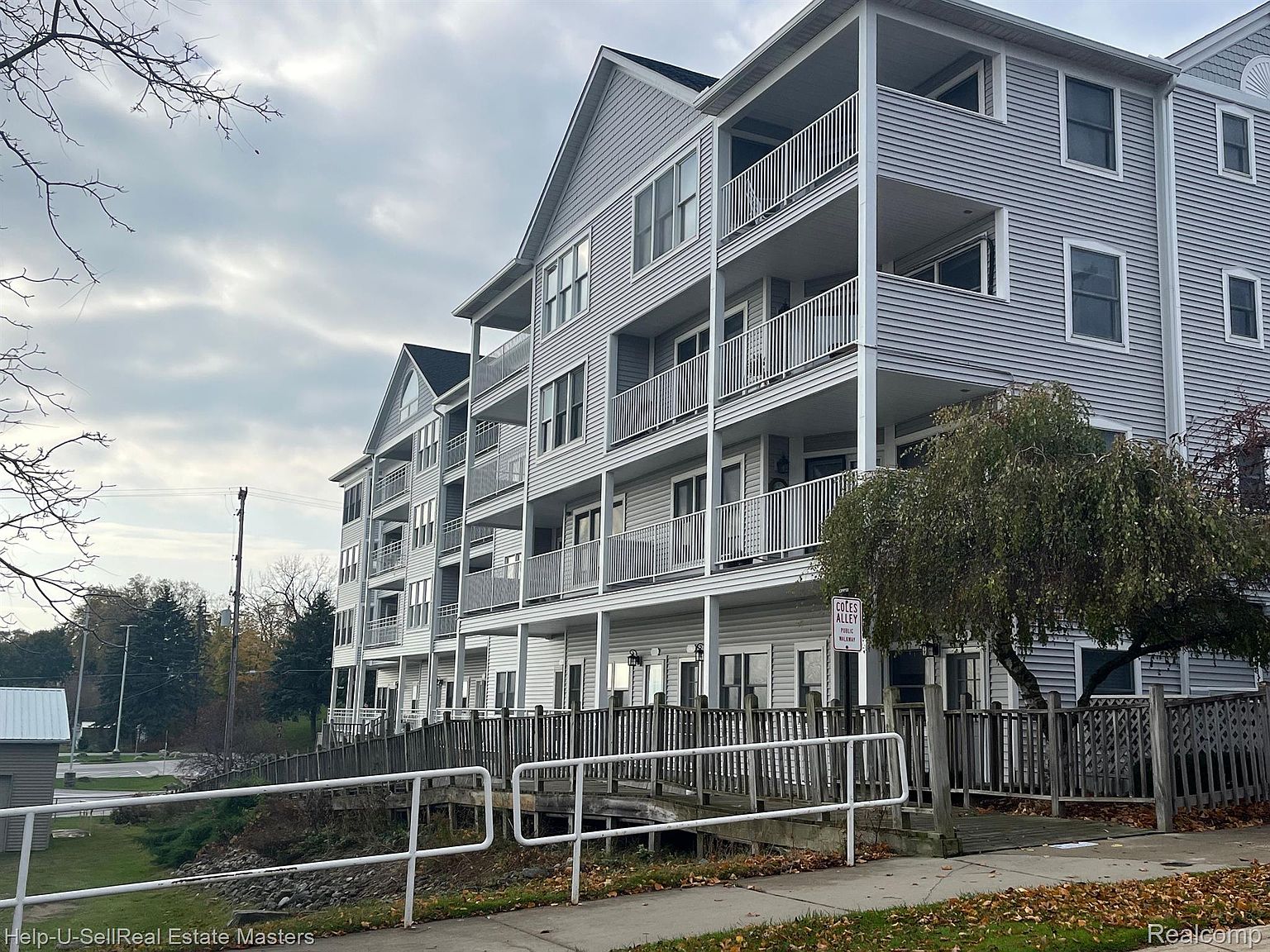 5514 Coles Aly, Lexington, MI 48450 | Zillow