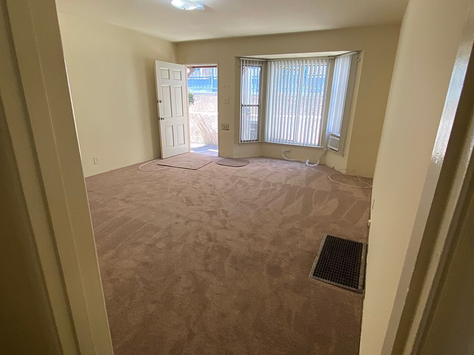 11021 1/2 11017 Hartsook St, North Hollywood, CA 91601 | Zillow