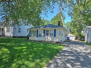 1153 N Hill Ave Decatur IL | Zillow