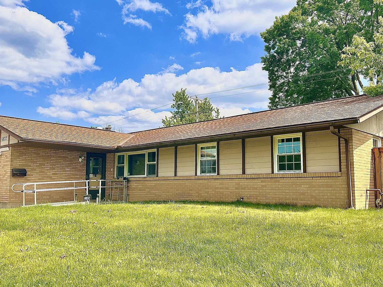 6837 Bartlett Rd, Reynoldsburg, OH 43068 | MLS #224024871 | Zillow