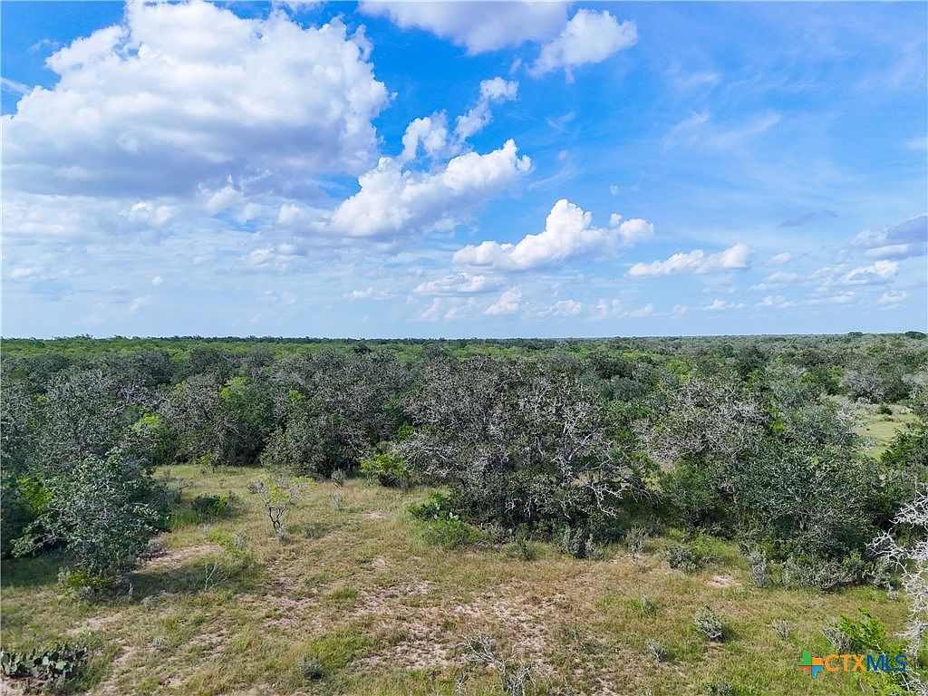 1 County Road 211, Smiley, TX 78159 | MLS #588151 | Zillow
