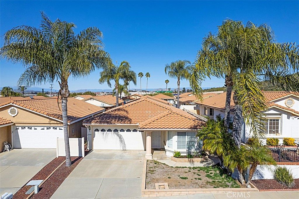 27616 Calle Ladera, Sun City, CA 92585 | Zillow