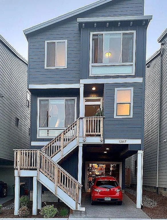 12117 SW Tesla Ter, Beaverton, OR 97008 | Zillow