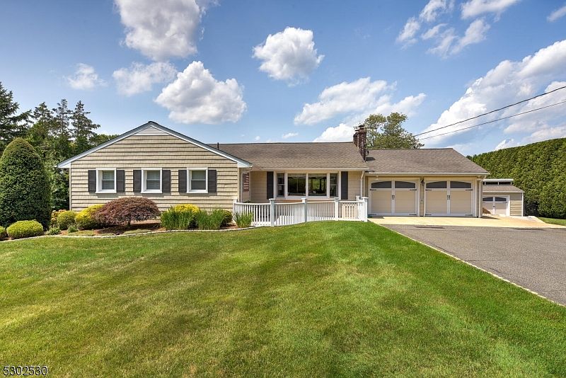 12 Center Grove Rd, Randolph, NJ 07869 | Zillow