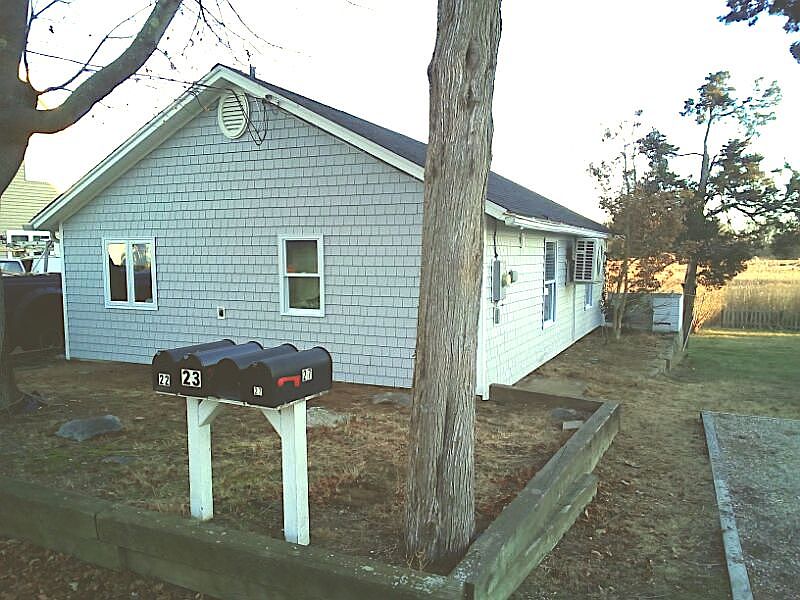 24 Merrill Rd, Clinton, CT 06413 | Zillow