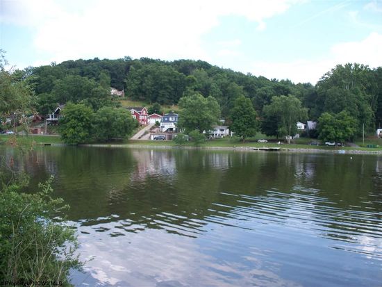 424 Maple Lake Rd, Bridgeport, WV 26330 | Zillow