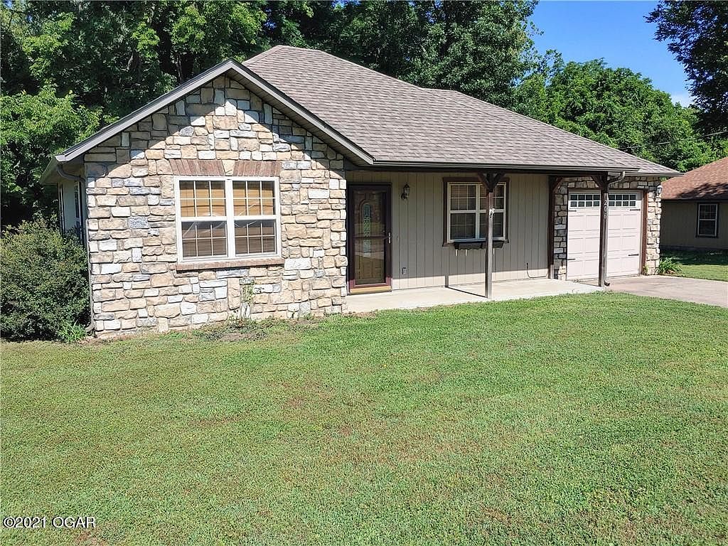 206 School St, Purcell, MO 64857 | Zillow