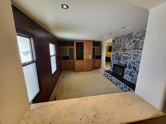 1016 E 4th St, Kinsley, KS 67547 | MLS #14389 | Zillow