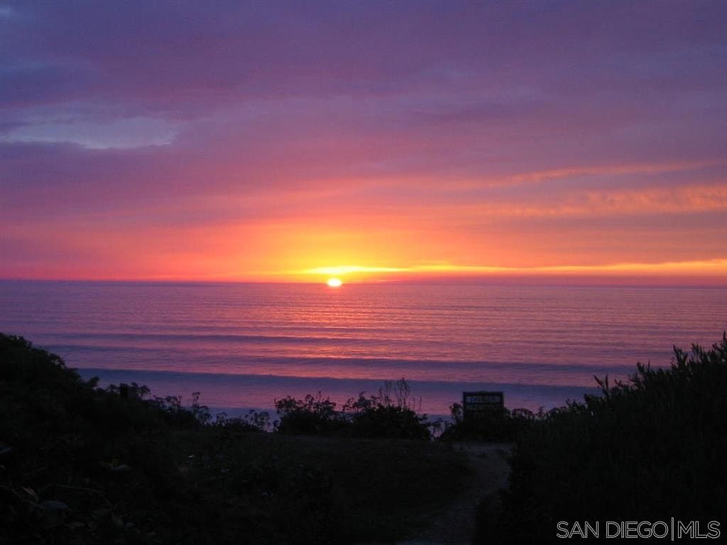 290 Surfview Ct, Del Mar, CA 92014 | Zillow