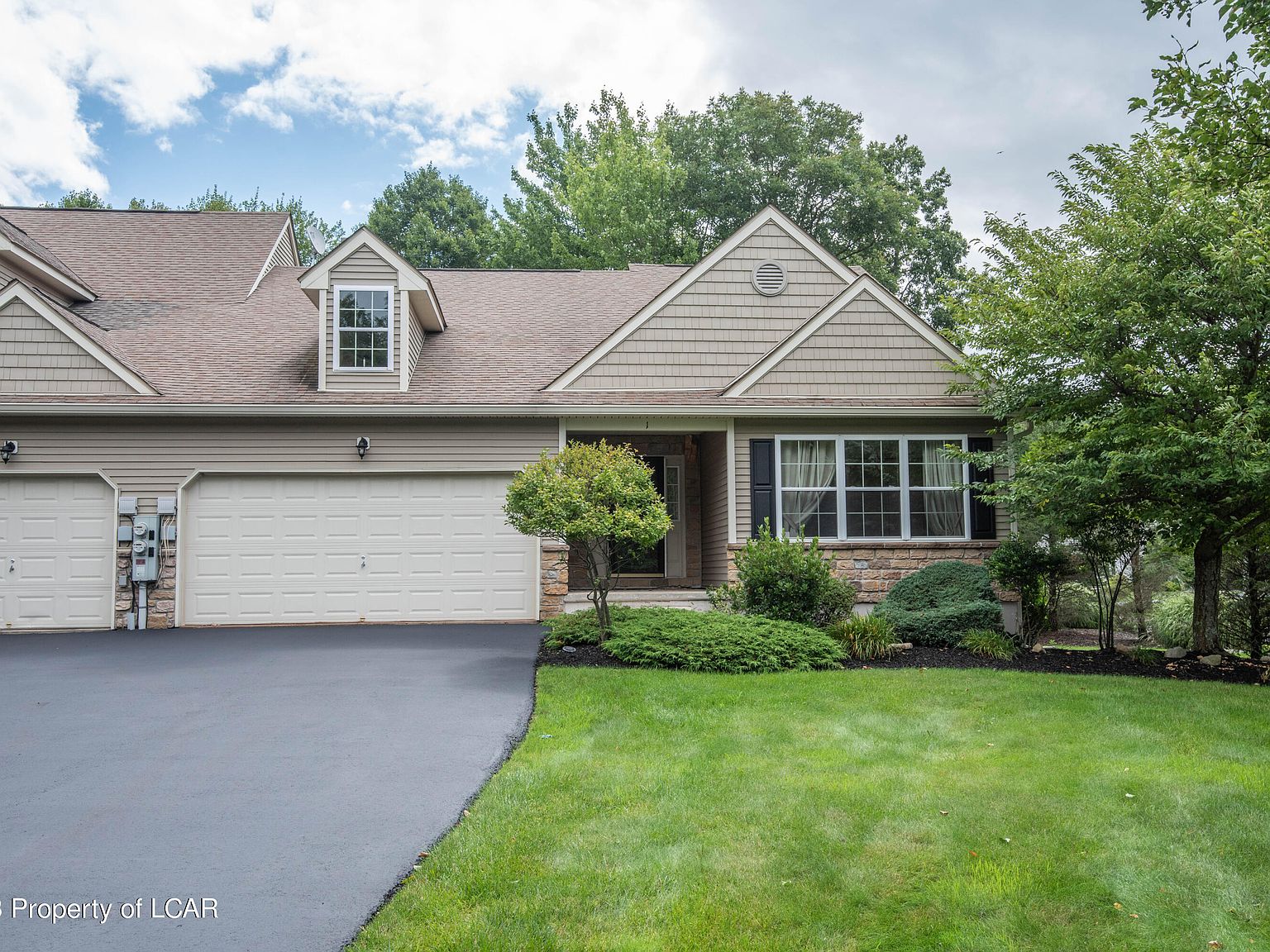 1 Flanders Dr, Drums, PA 18222 | MLS #23-3975 | Zillow