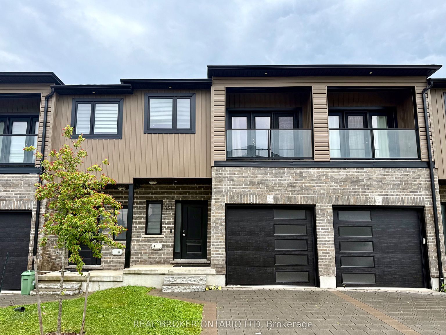 851 Sarnia Rd, London, ON N6H 0K3 | MLS #X12245842 | Zillow