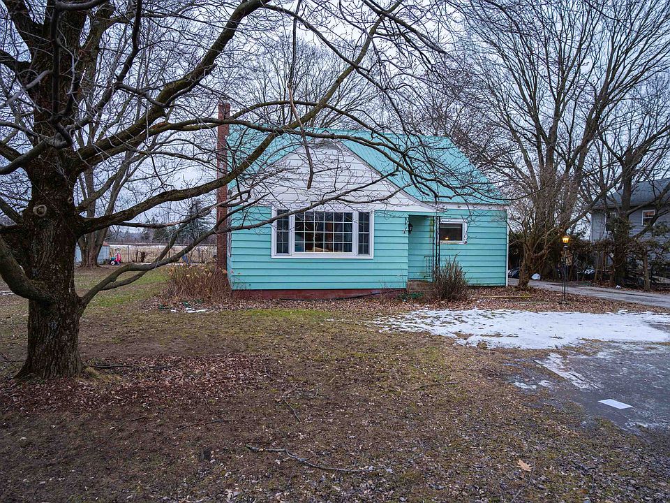 138 Grand Avenue, Swanton, VT 05488 | Zillow