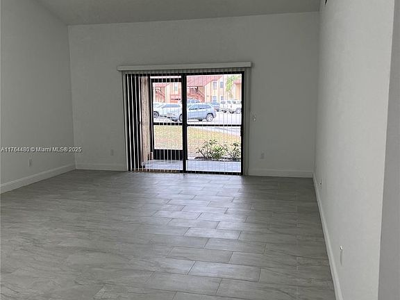 808 Lakeview Cir #808, West Palm Beach, FL 33411 | Zillow