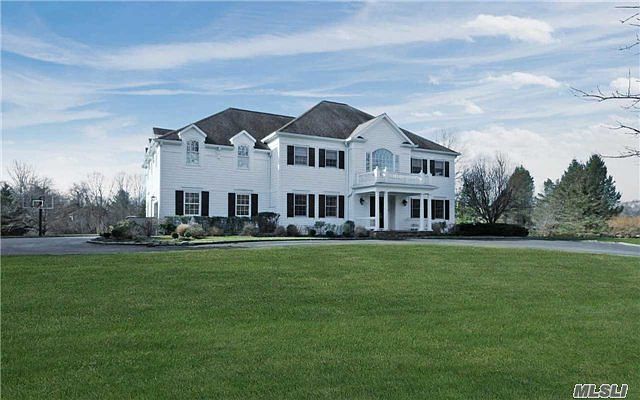1 Stirrup Dr, Glen Head, NY 11545 | Zillow